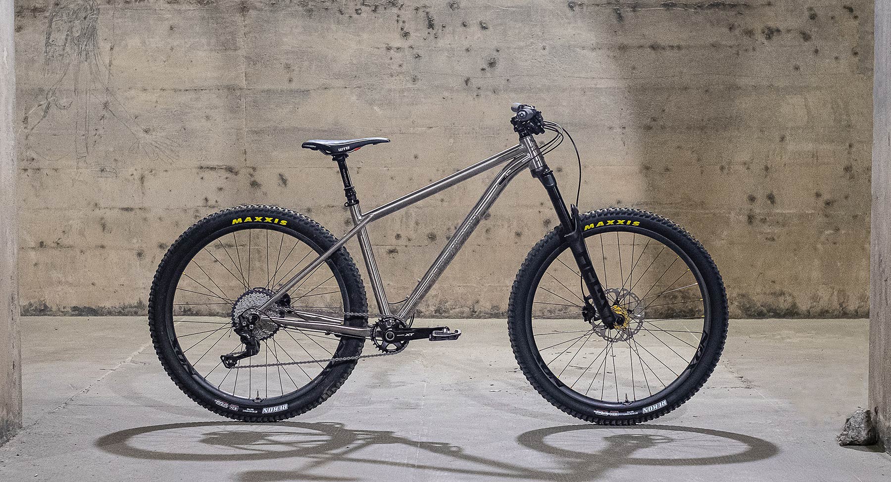 Thomson-Hooch-MTB-moody-7finale - Bike Thomson